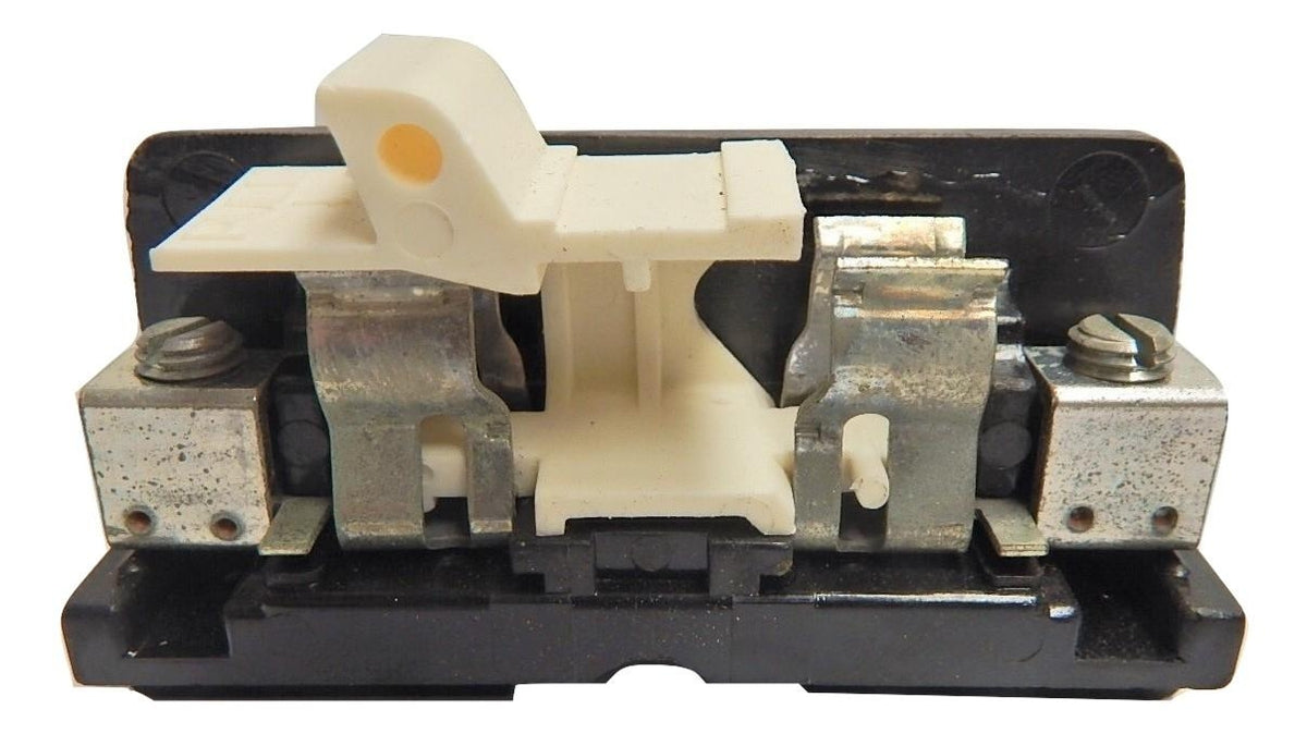 Buchanan 352 Fuse/Switch Flat Base Section – Mac's Electric Supply